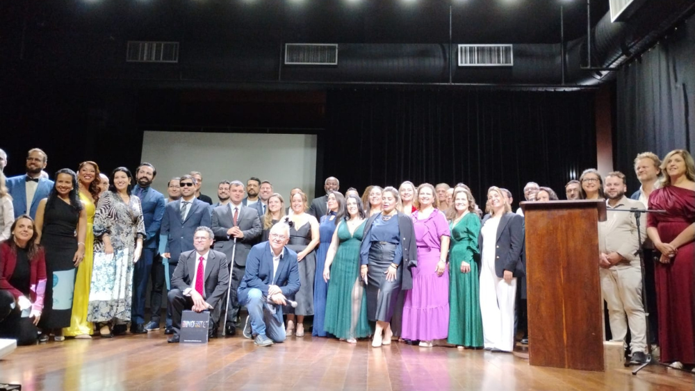 Instituto You.up vence o Digital Transformation Awards 2025 na categoria Projetos de ...